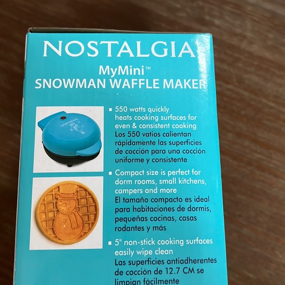 Nostalgia | Kitchen | Nostalgia Mymini Snowman Waffle Maker New | Poshmark